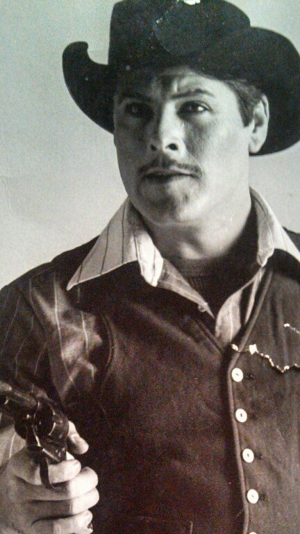 Photo Gallery::Buckthetiger.com